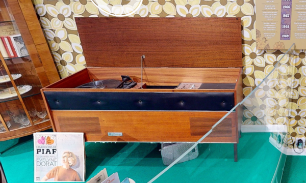 Spotlight on the Collections: Pye 1220 Stereogram - North Lincolnshire ...